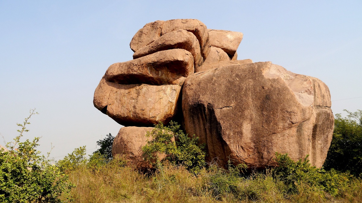 Ancient Rocks Give Way To Concrete In Banjara Hills