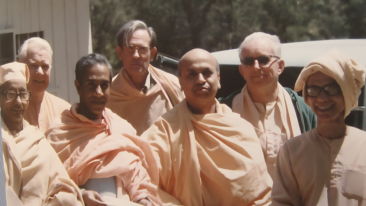 The American Influence On The Ramakrishna Vedanta Movement